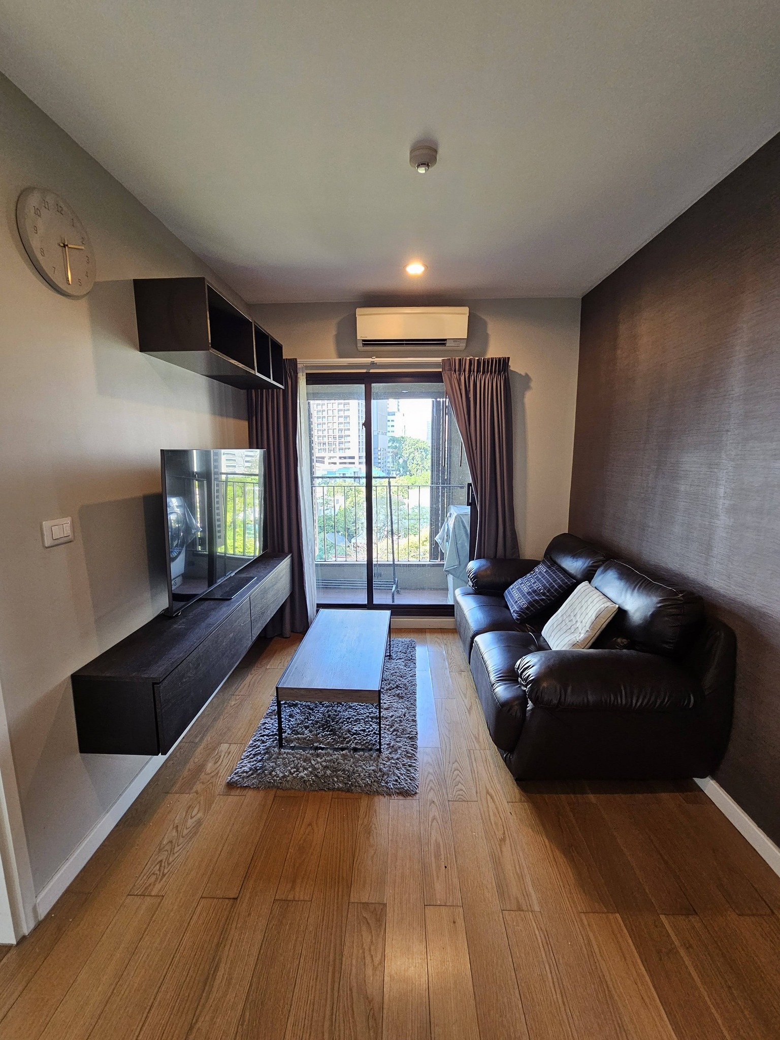 Condolette Dwell Sukhumvit 26 - Amber International